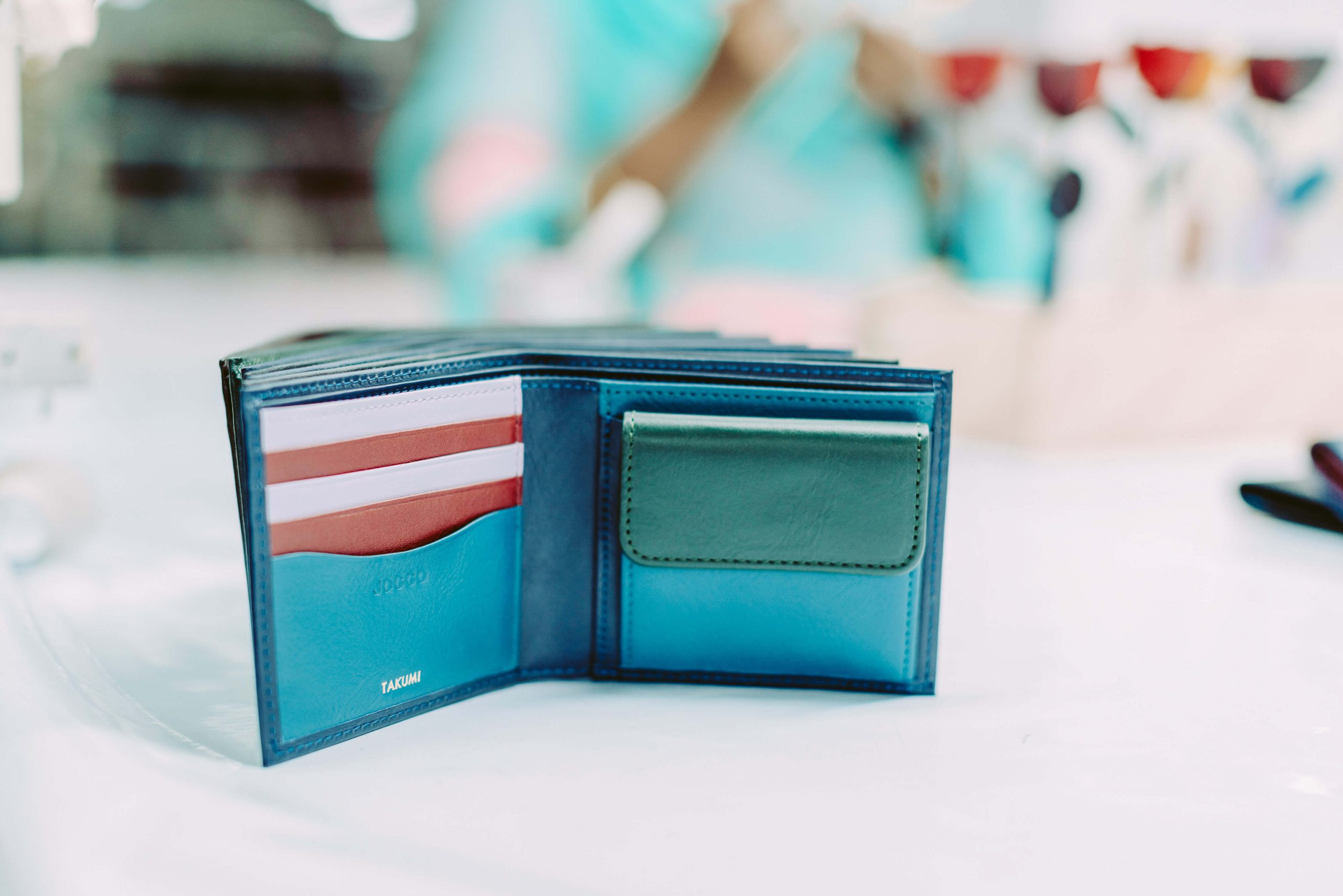 Wallet Factory MOQs, Quality, Cost & Customization Guide - Leather ...